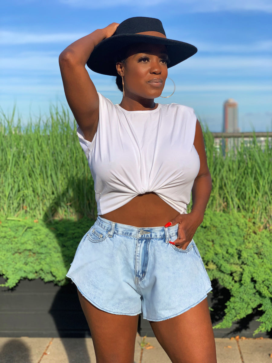 Flirty Shorts – Pretty and Posh ~ A ZaZa Boutique